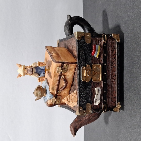 Other | Vintage Mouse On Teapot Music Box Plays Its A Small World ...